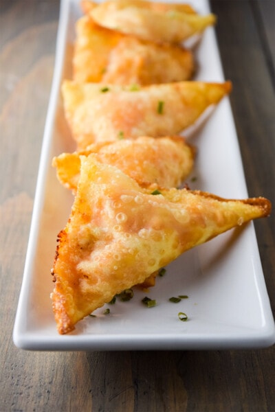 Buffalo Chicken Rangoons Recipe - Kitchen Swagger