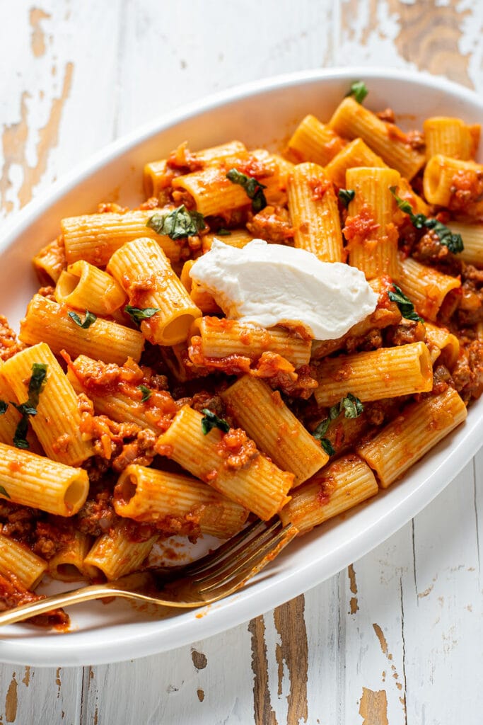 Rigatoni Bolognese Recipe - Kitchen Swagger