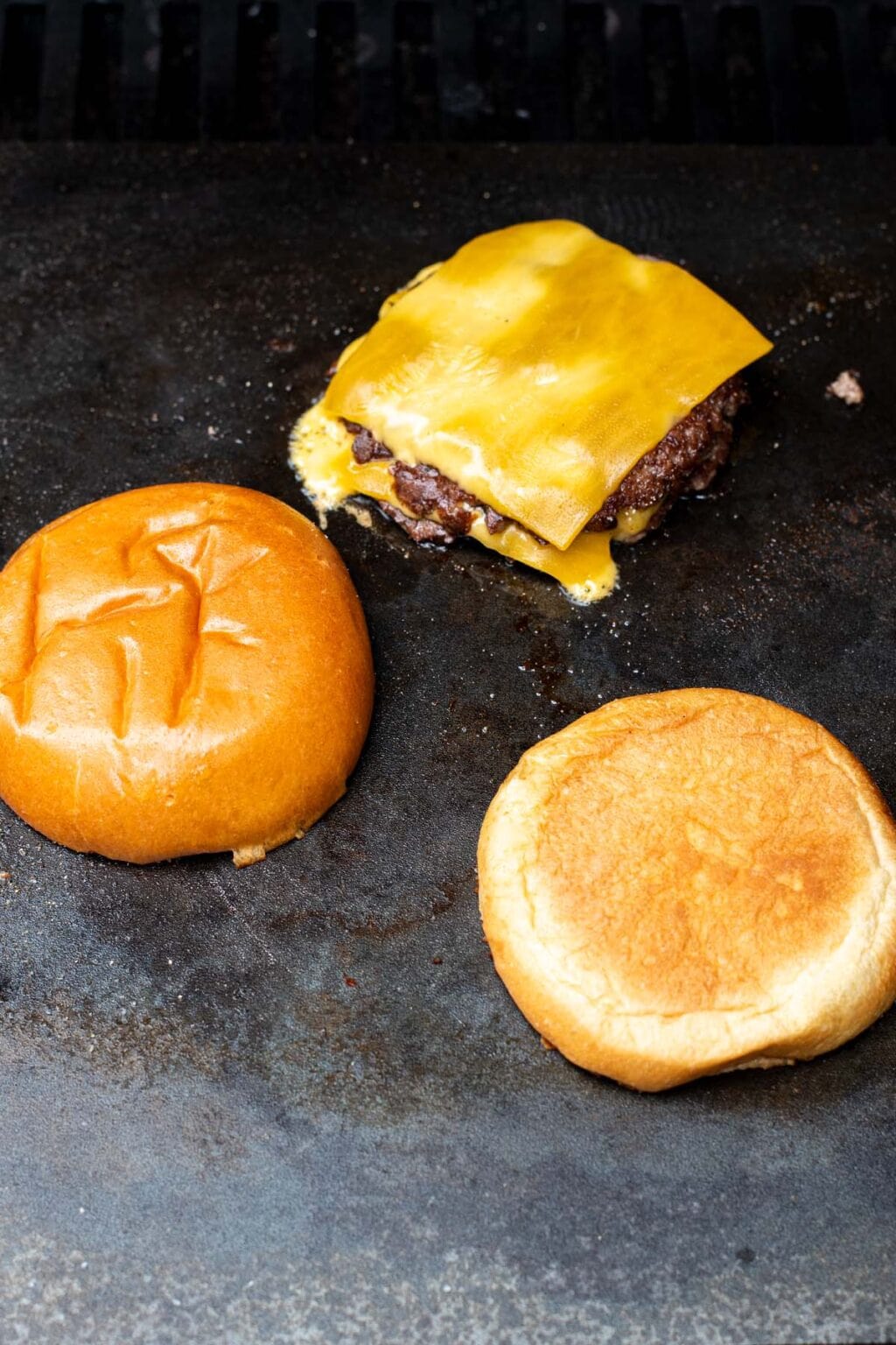 Smash Burger Recipe - Kitchen Swagger