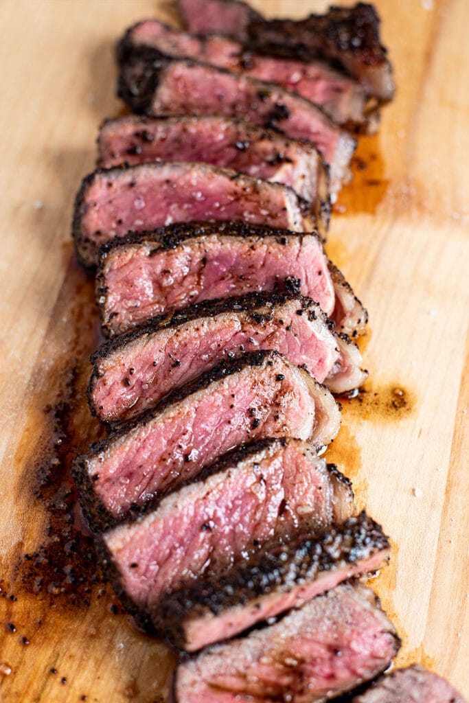Coffee Rubbed Steak Recipe - Kitchen Swagger