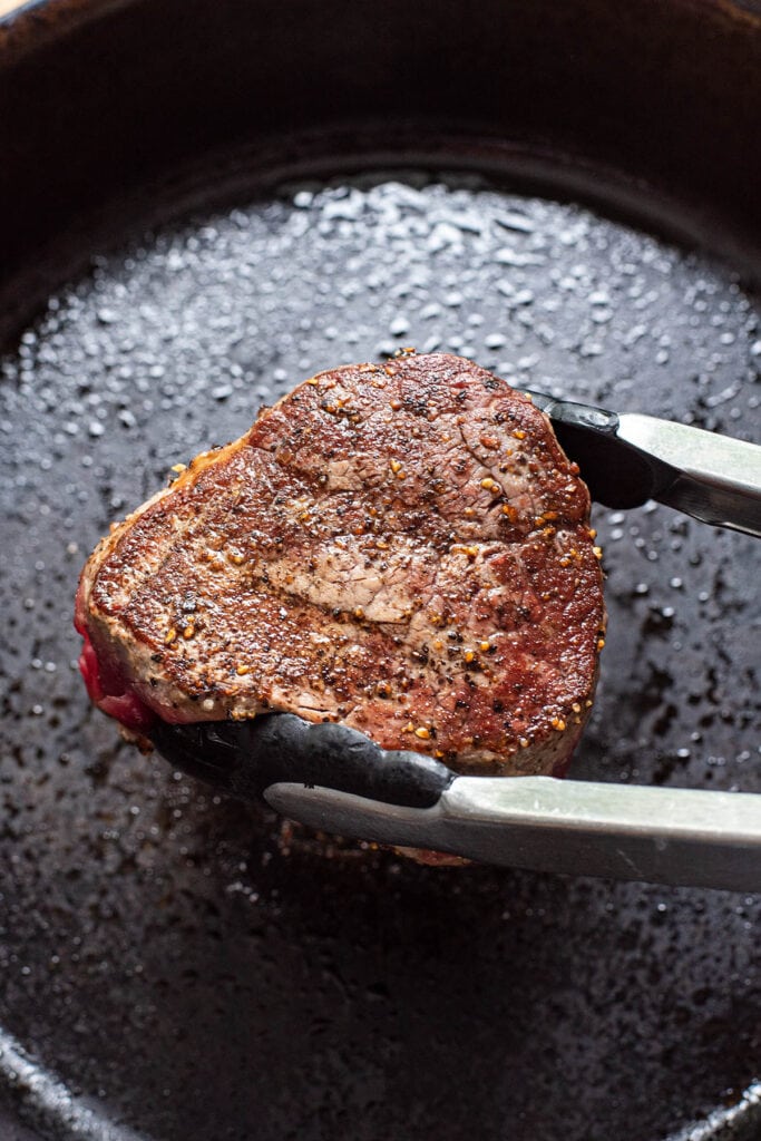 Filet Mignon with Red Wine Sauce - Kitchen Swagger